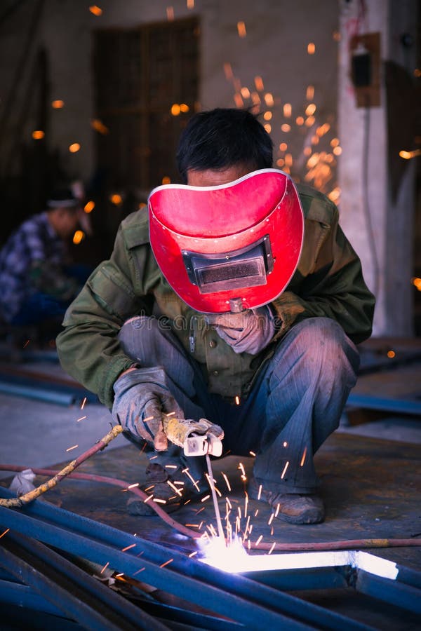 Chinese Worker Welding Metal Stock Image - Image of working, worker ...