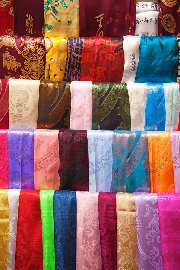 Chinese zijde stock foto. Image of sinaasappel, boete - 22684642