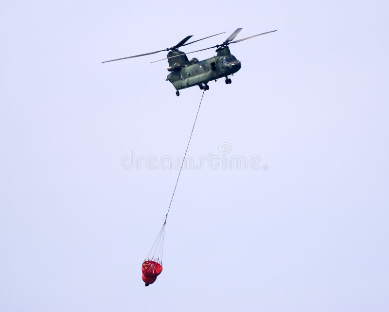 Chinook stock image. Image of water, luchtmacht, turn - 2628511