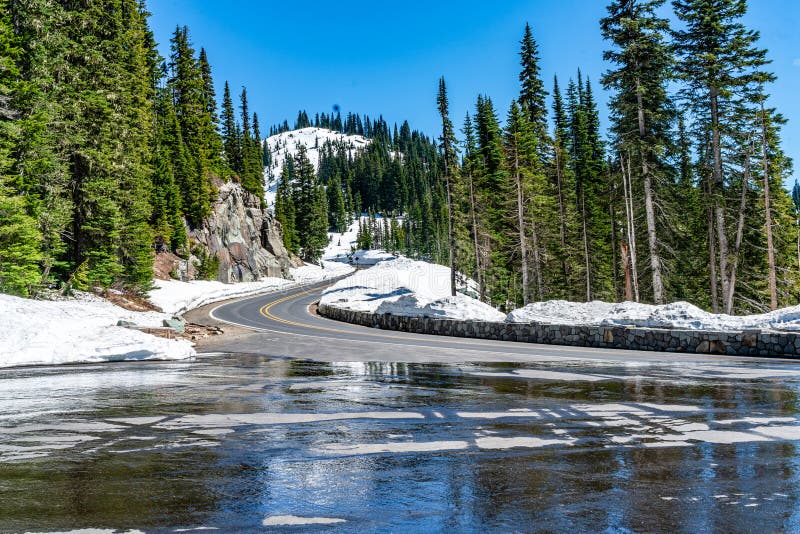 Chinook Pass Highway stock image. Image of mountains - 321554601