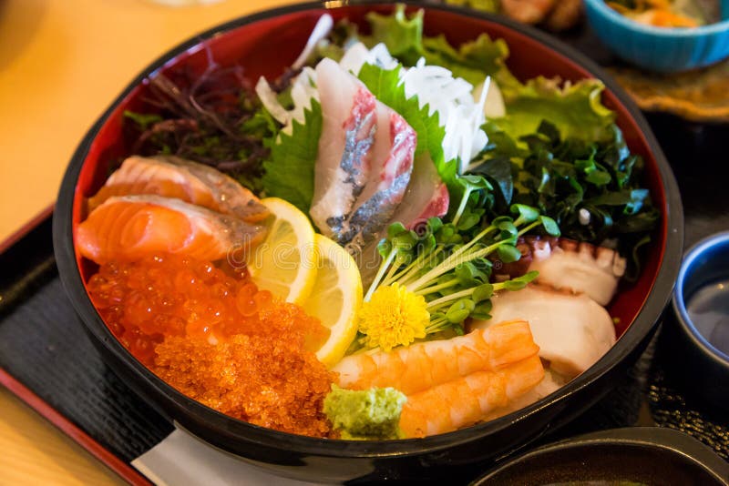 Chirashi Lunch Set - Mix Sashimi Over Rice Stock Photo - Image of ...