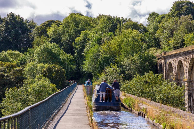 Chirk Aquaduct & Viaduct, Wrexham, Wales, Het UK Redactionele Stock ...