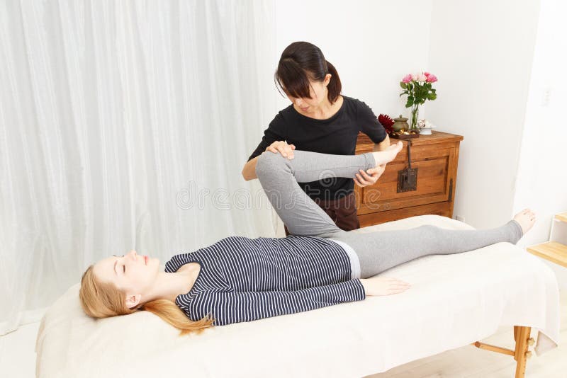 Chiropractic stock image. Image of care, pain, folk - 190200857