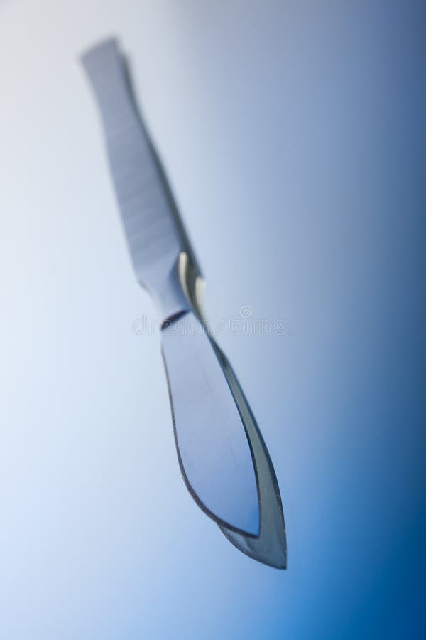 Chirurgisches Skalpell stockfoto. Bild von schnitt, griff - 9671952