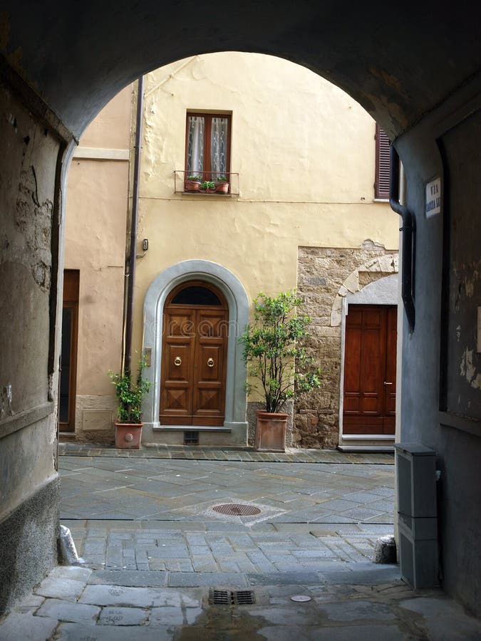 Chiusi imagen de archivo. Imagen de italiano, toscano - 35312389