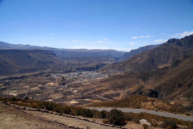 Chivas Dorf in Der Schlucht Colca Stockbild - Bild von peru ...