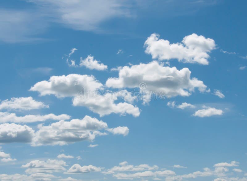 Chmury zdjęcie stock. Obraz złożonej z tło, panorama - 21344026