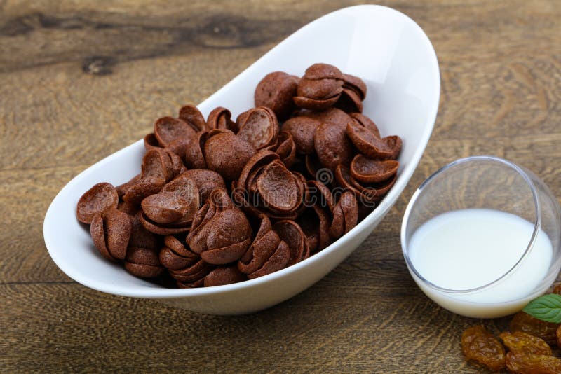 Choco corn flakes stock photo. Image of diet, crunchy - 81333454