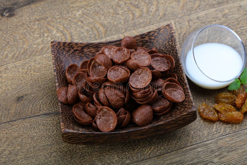 Choco corn flakes stock image. Image of flakes, bowl - 81764705
