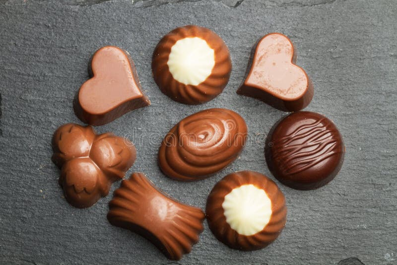 Chocolade Met Verschillende Vormen Stock Foto - Image of zoet, bruin ...