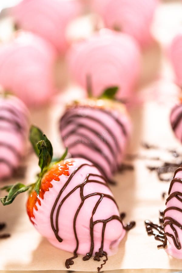 Chocolate Dipped Strawberries Stock Image - Image of ripe, romantic ...