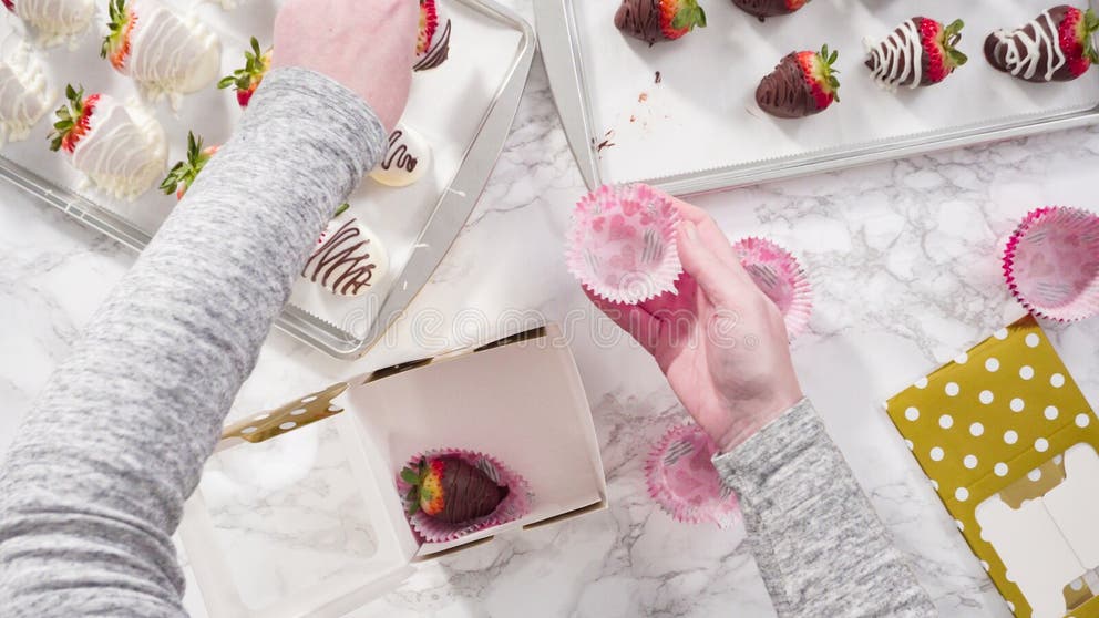 Fresh Step Box Packaging Reason Stock Photos - Free & Royalty-Free ...