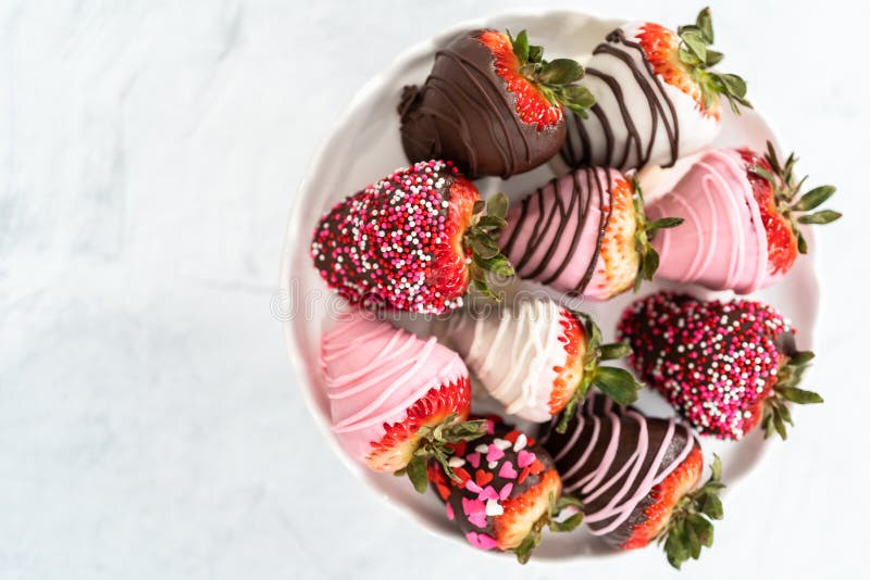 Chocolate Dipped Strawberries Stock Image - Image of organic, holiday ...