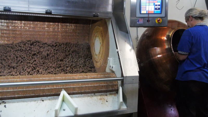 Milk chocolate in vat stock footage. Video of factory - 40750116