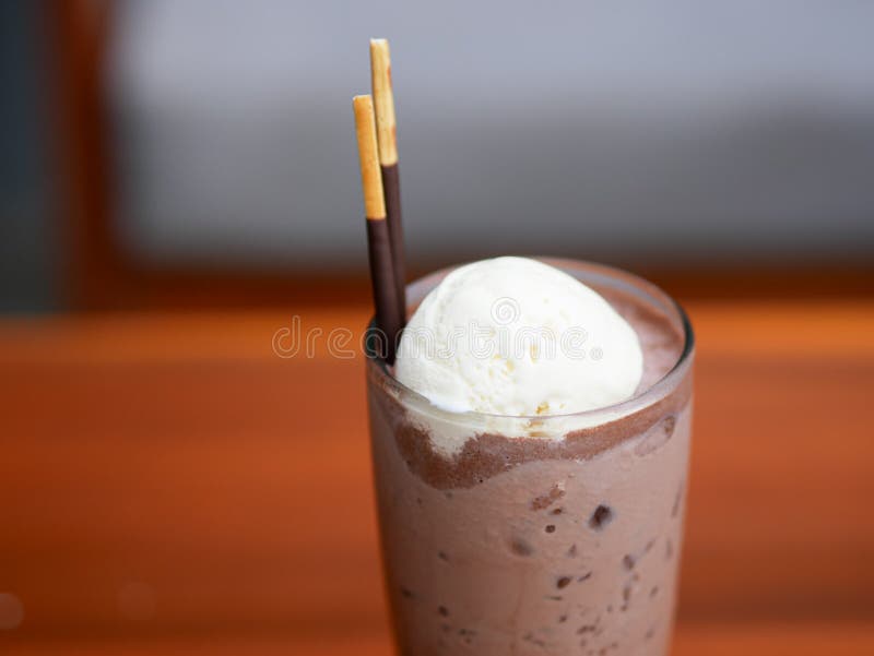 Chocolate Float Drink with Ice Cream, Chocolate Shake Drink Stock Photo ...