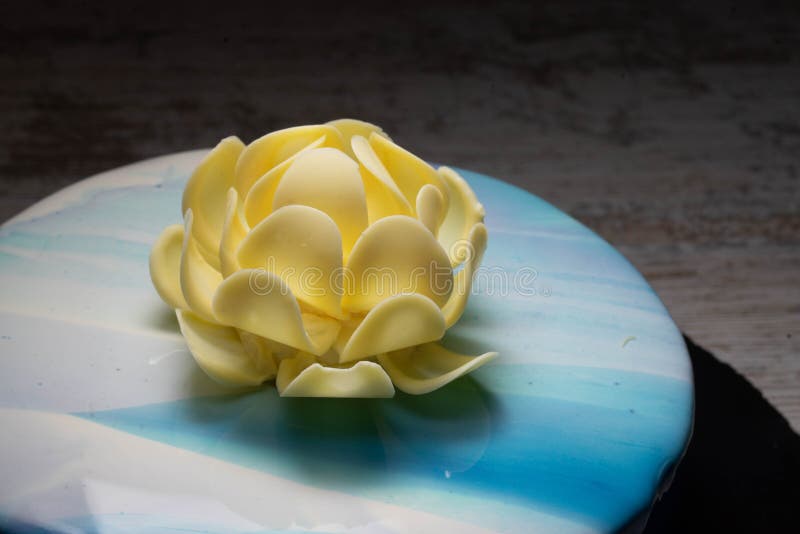 Chocolate Flower on Mousse Cake Stock Photo - Image of greeting ...