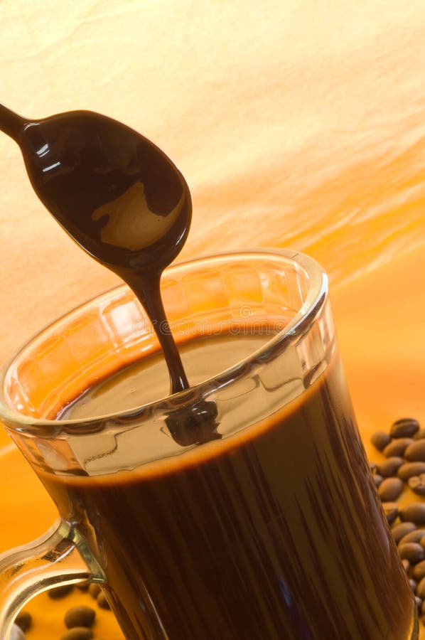 Chocolate líquido foto de archivo. Imagen de leche, bebida - 8782322