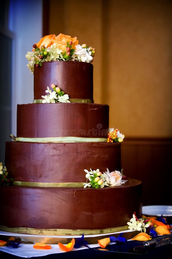 Chocolate wedding cake stock photo. Image of bridal, design - 1112166