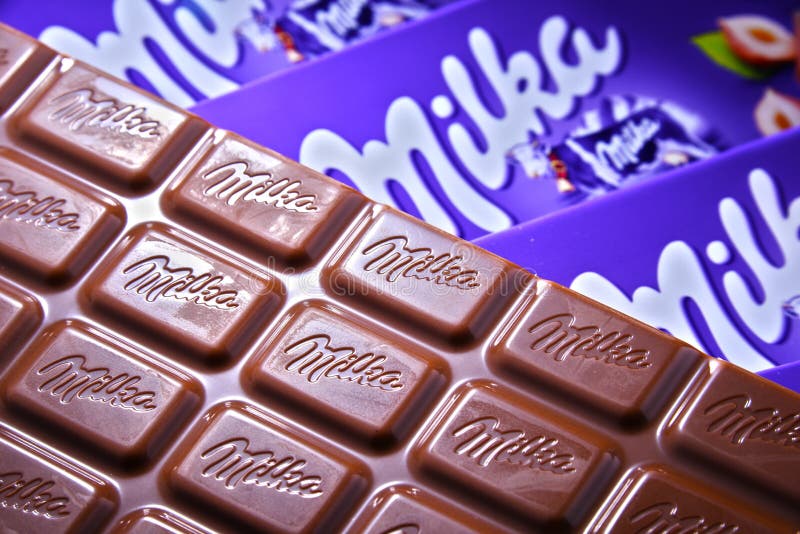 Chocolates Sortidos De Milka Foto de Stock Editorial - Imagem de ...