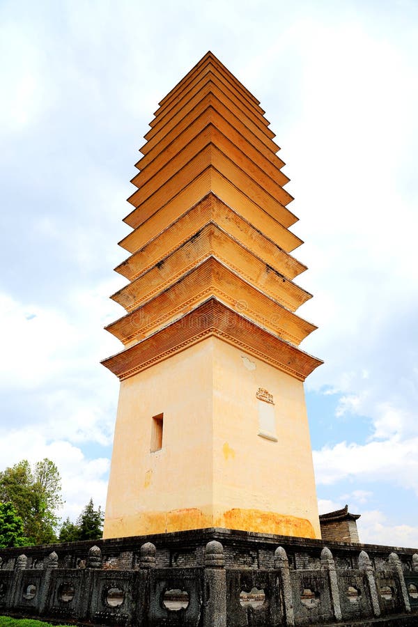 The Three Pagoda of Chong Sheng Temple Stock Image - Image of clouds ... The Three Pagoda of Chong Sheng Temple Stock Image - Image of clouds ...