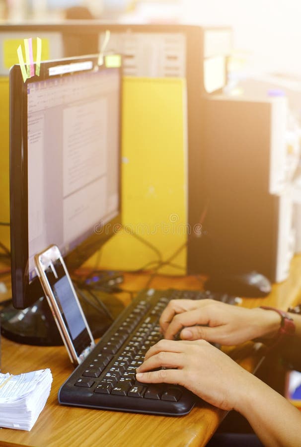 Choose Focus Printing in an Office Using a Mobile Phone To Find ...