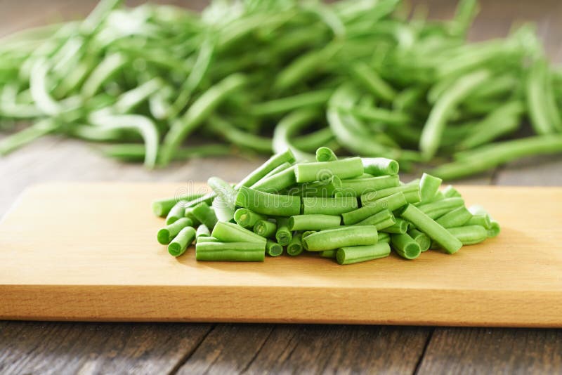 Chopped Green Beans on a Cutting Board, Rustic Style Stock Photo ...