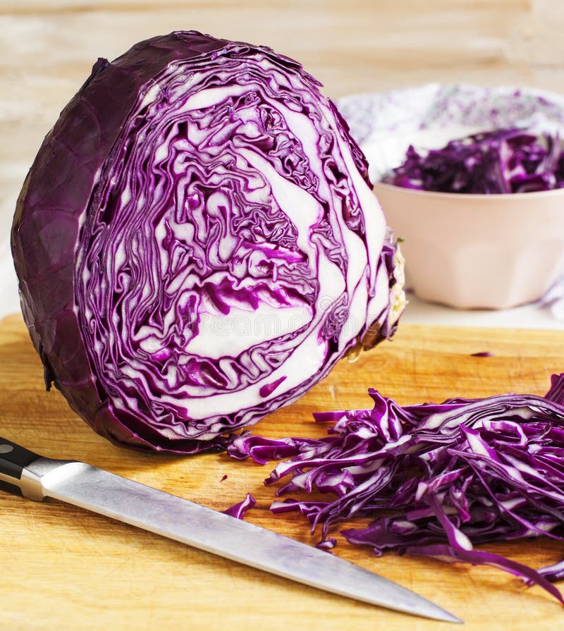 Chopped Red Cabbage on Cutting Board Stock Photo - Image of crunchy ...