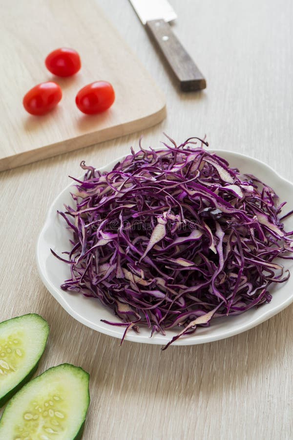 Chopped Red Cabbage on Plate Stock Image - Image of slice, chopped ...
