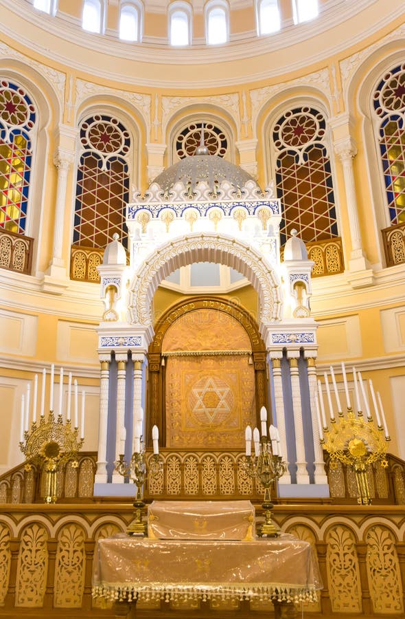 Altar of Synagogue in Szeged Stock Image - Image of religious, hebrew ...