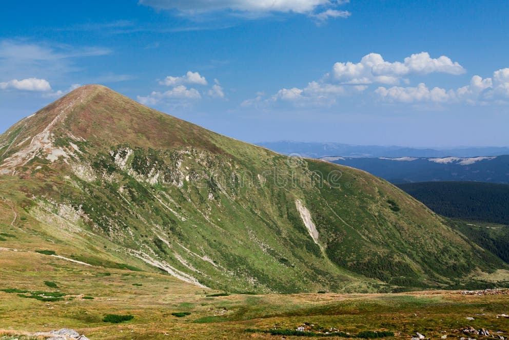 Chornohora ridge stock image. Image of scenics, hoverla - 26436397