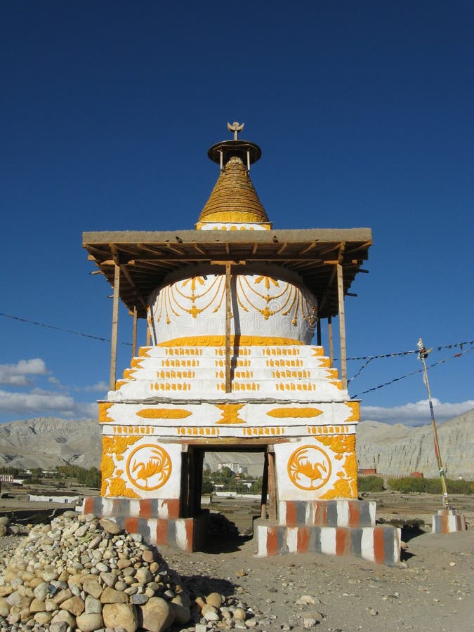 Chorten at the Entrance of Tsarang Village Stock Photo - Image of ...