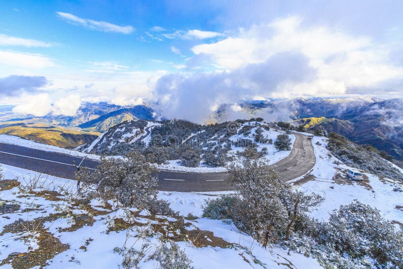 Chrea photo éditorial. Image du aventureux, bonheur - 110464361