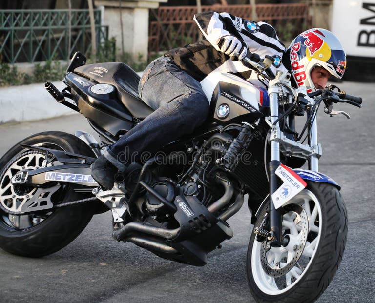 Chris Pfeiffer in India editorial stock image. Image of fast - 23279139