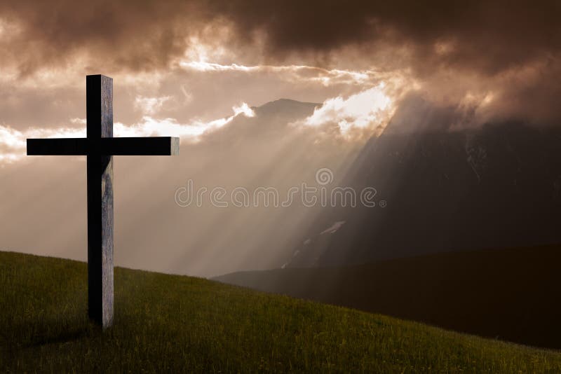 Jesus Kristus Kors På En Himmel Med Dramatiskt Ljus, Moln, Solstrålar ...