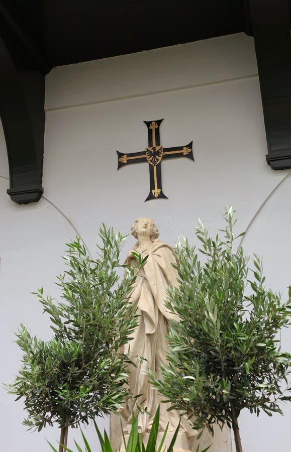 Christian Cross Symbol in a Courtyard in the Center of Vienna Editorial ...