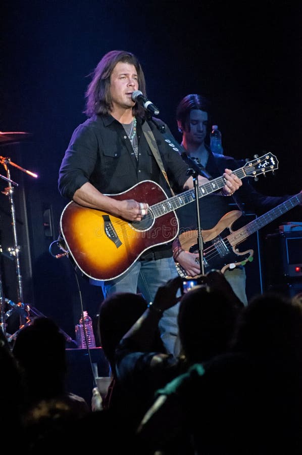 Christian Kane in Concert editorial photography. Image of hair - 40022072