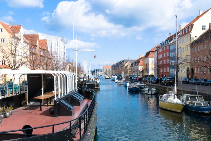 Christianshavns Kanal image stock. Image du copenhague - 15946961