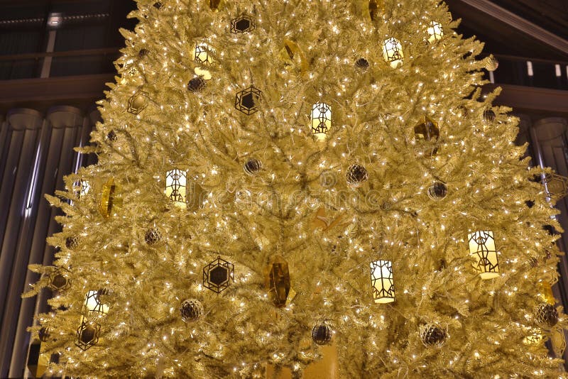Christmas Back Ground. Christmas Tree Decorated with Golden Balls 21 ...