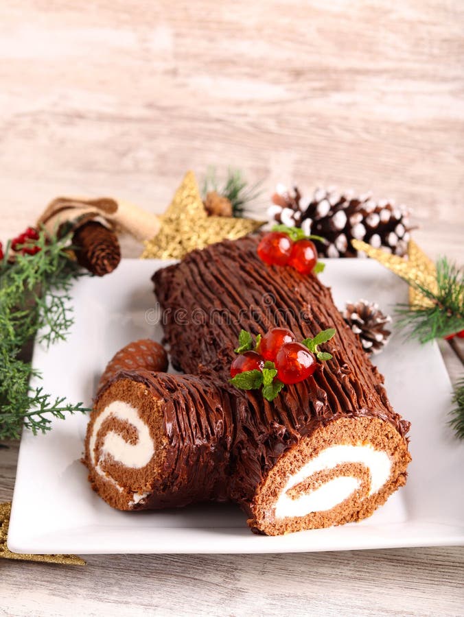 Christmas Cake Shaped Like a Log Stock Photo - Image of yule, filling ...