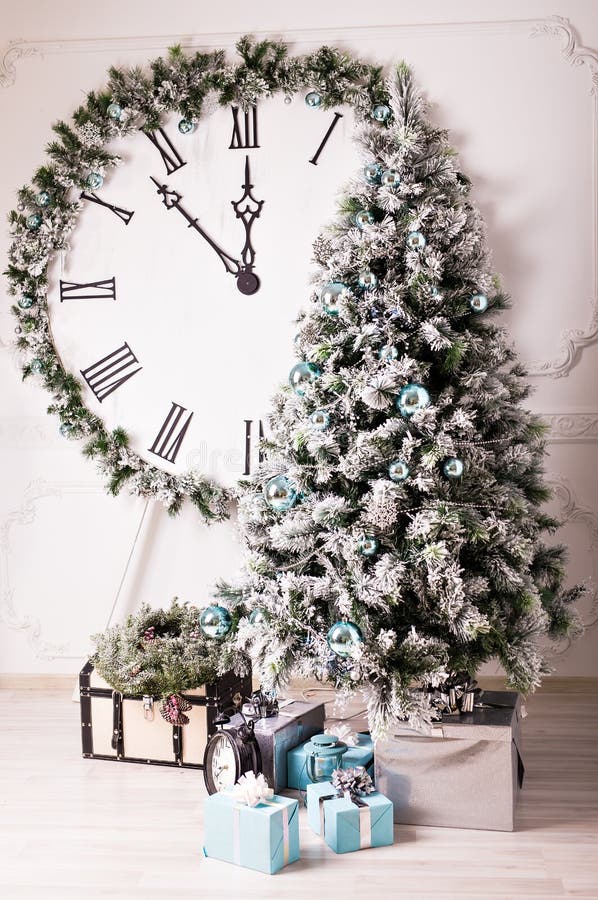 Christmas Clock and Fir Tree Stock Photo - Image of snowfall, snowflake ...