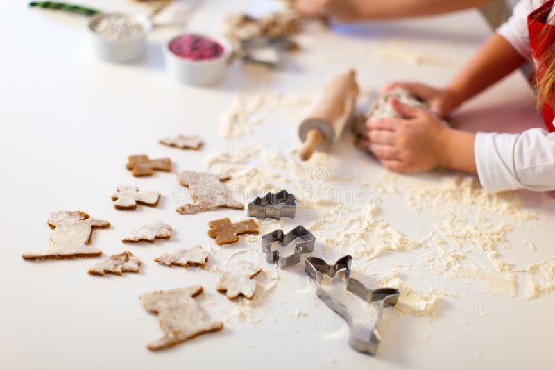 Family Cooking Christmas Cookies Stock Image - Image of decor, cuisine ...