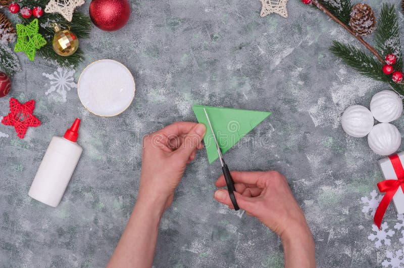 Christmas Crafts - Christmas Tree Made of Paper, Step by Step ...