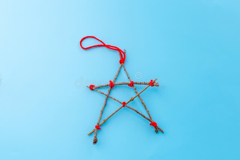 Christmas Decoration Concept: Step-by-step Tutorial on Making Star ...