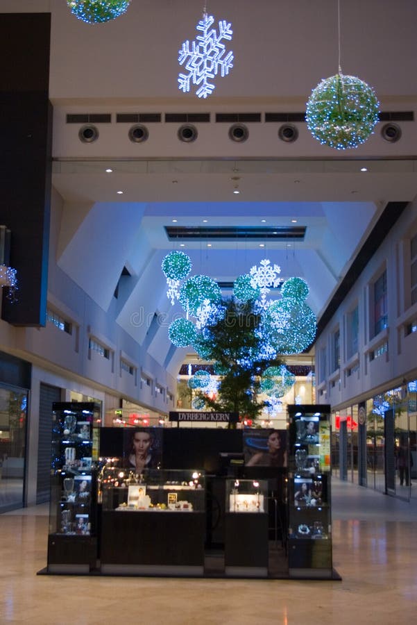Christmas Decorations at Mall Editorial Photo - Image of color, center ...