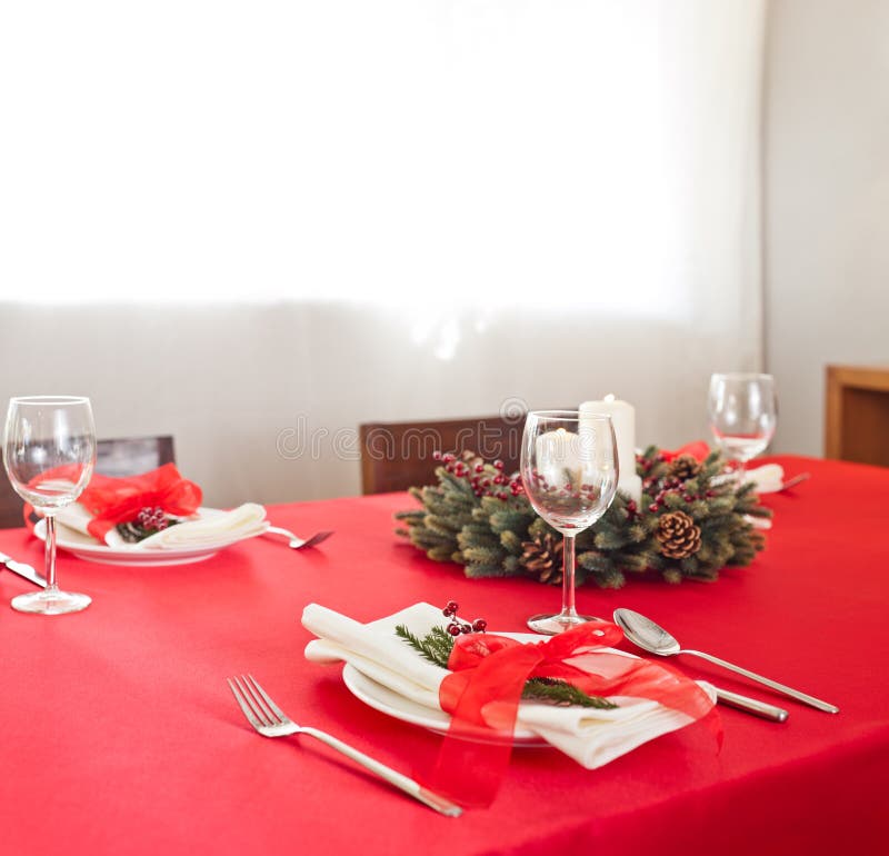 Christmas Dinner Table Setup Stock Image - Image of luxury, advent ...