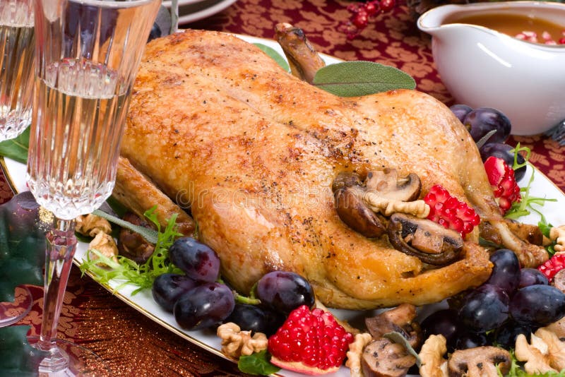 Christmas Duck on Holiday Table Stock Image - Image of dinner, tray ...