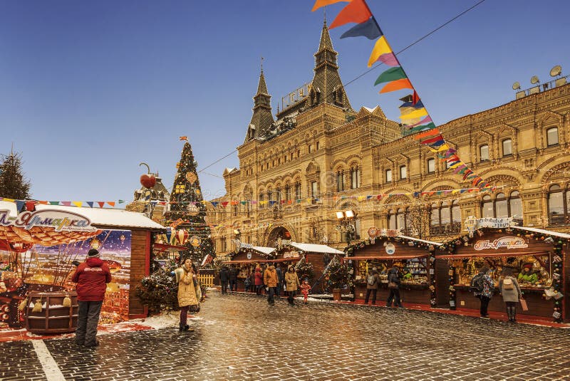 Christmas Fair on Red Square in Moscow Editorial Image - Image of ...