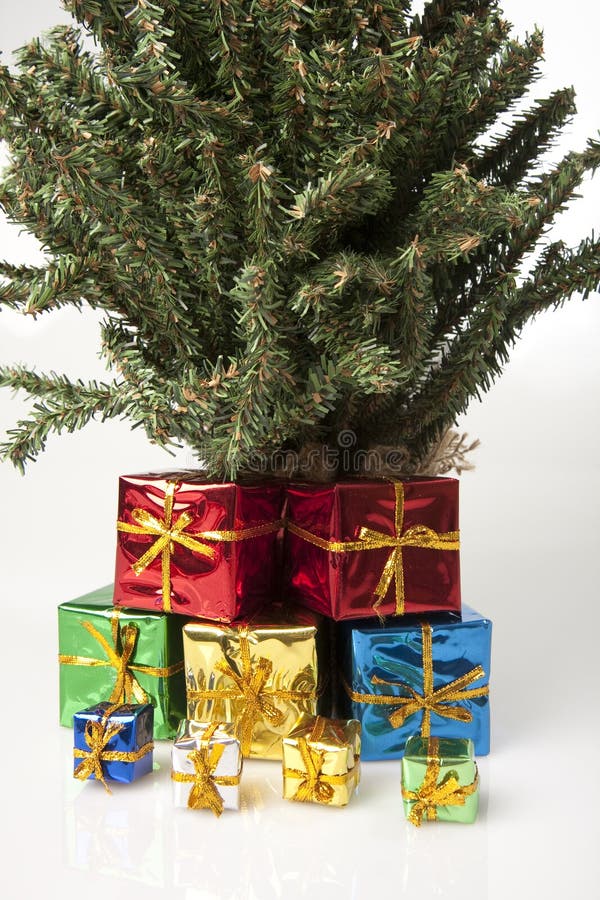 Christmas gift tree stock image. Image of decorative - 11698071