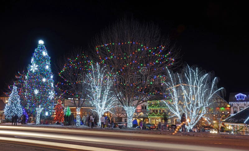 Christmas Lighting in Leavenworth Editorial Photography - Image of ...