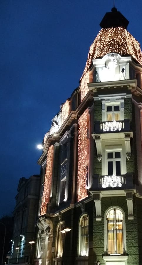 Christmas Lights on Building Stock Image - Image of holydays, lights ...